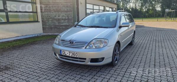 Grey Toyota Corolla 2006 in Riga, with an engine capacity of 1.40 L and mileage of 380 thousand km for 1600 €, photo 1 on AUTOMOTO.COM.LV