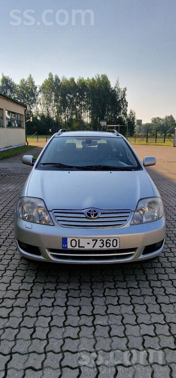 Grey Toyota Corolla 2006 in Riga, with an engine capacity of 1.40 L and mileage of 380 thousand km for 1600 €, photo 8 on AUTOMOTO.COM.LV