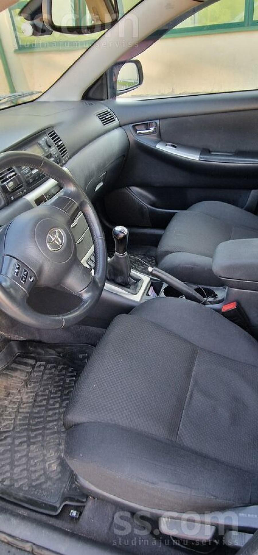 Grey Toyota Corolla 2006 in Riga, with an engine capacity of 1.40 L and mileage of 380 thousand km for 1600 €, photo 10 on AUTOMOTO.COM.LV