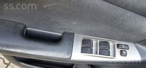 Grey Toyota Corolla 2006 in Riga, with an engine capacity of 1.40 L and mileage of 380 thousand km for 1600 €, photo 12 on AUTOMOTO.COM.LV