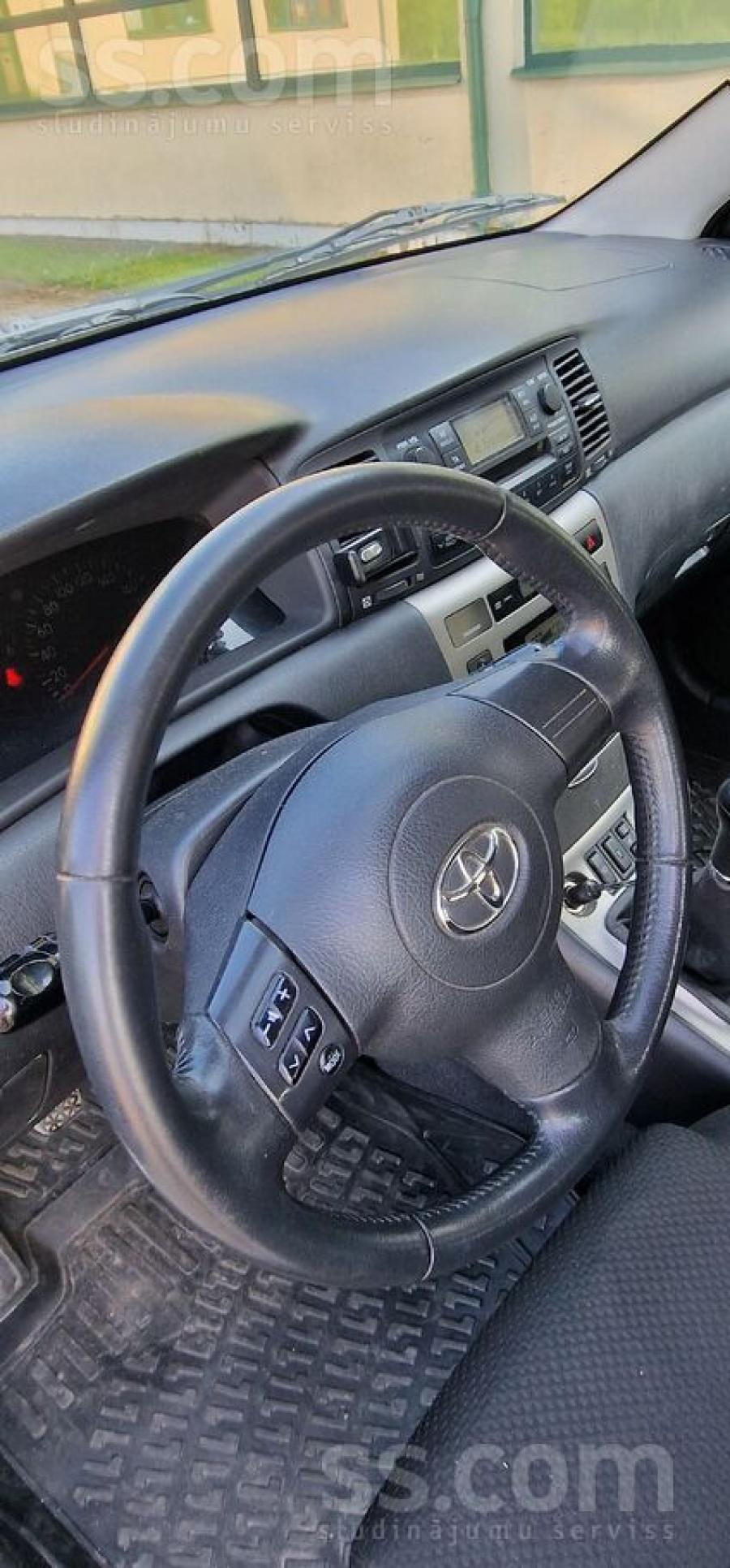 Grey Toyota Corolla 2006 in Riga, with an engine capacity of 1.40 L and mileage of 380 thousand km for 1600 €, photo 13 on AUTOMOTO.COM.LV