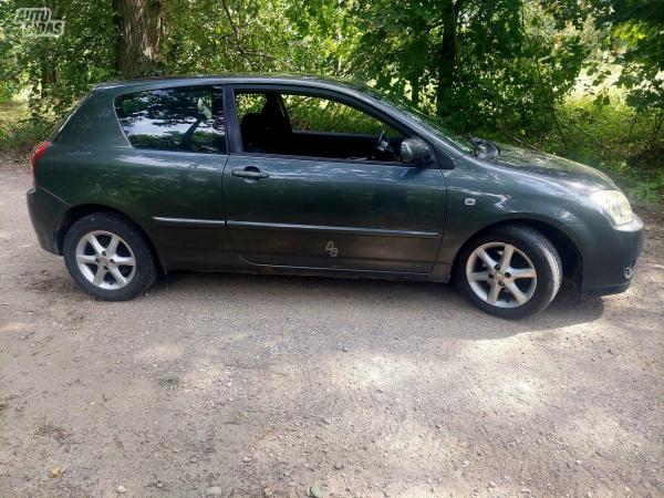 Pelēks Toyota Corolla 2006 Elektrėnai, ar dzinēja tilpumu 2.00 L un nobraukumu 270 tūkst. km par 750 €, foto 7 vietnē AUTOMOTO.COM.LV