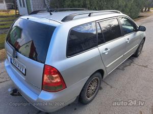Grey Toyota Corolla 2007 in Parnu, with an engine capacity of 1.60 L and mileage of 194 thousand km for 3900 €, photo 14 on AUTOMOTO.COM.LV