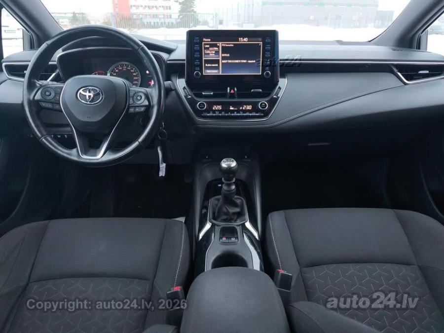 Grey Toyota Corolla 2019 in Tallinn, with an engine capacity of 1.20 L and mileage of 153 thousand km for 13200 €, photo 16 on AUTOMOTO.COM.LV