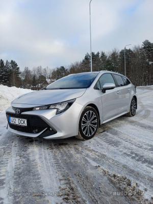 Pelēks Toyota Corolla 2019 Tallina, ar dzinēja tilpumu 1.20 L un nobraukumu 61 tūkst. km par 16900 €, foto  vietnē AUTOMOTO.COM.LV