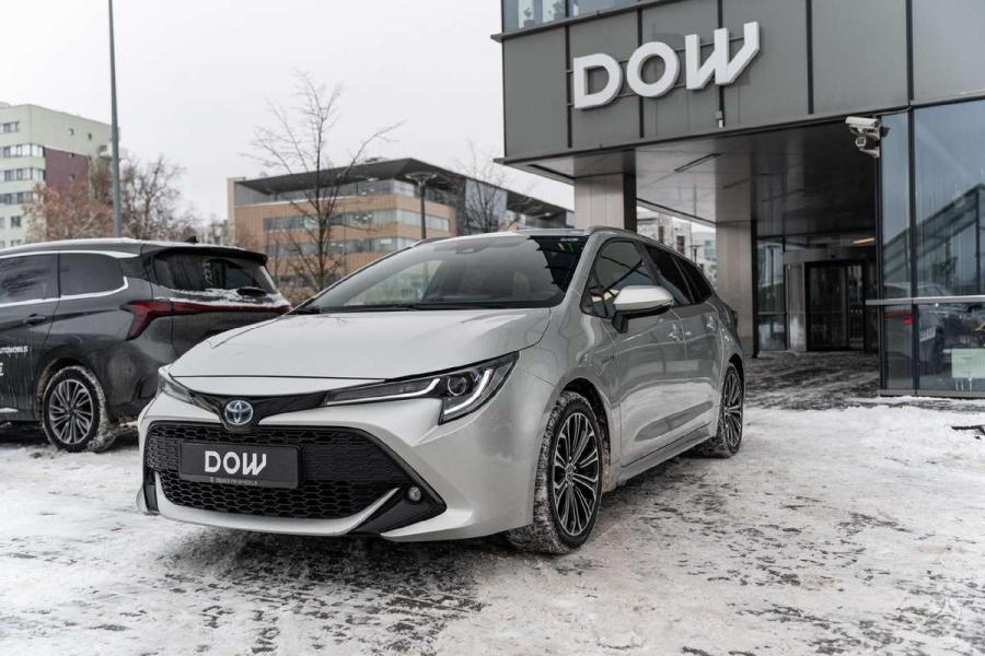 Grey Toyota Corolla 2019 in Vilnius, with an engine capacity of 1.80 L and mileage of 76 thousand km for 18900 €, photo 8 on AUTOMOTO.COM.LV