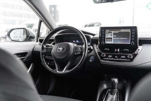 Grey Toyota Corolla 2019 in Vilnius, with an engine capacity of 1.80 L and mileage of 76 thousand km for 18900 €, photo 19 on AUTOMOTO.COM.LV