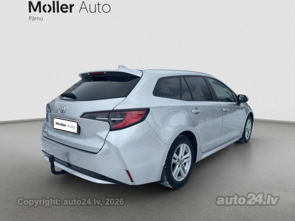 Grey Toyota Corolla 2019 in Parnu, with an engine capacity of 1.20 L and mileage of 65 thousand km for 13900 €, photo 2 on AUTOMOTO.COM.LV