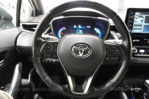 Pelēks Toyota Corolla 2019 Tallina, ar dzinēja tilpumu 1.20 L un nobraukumu 61 tūkst. km par 15900 €, foto 18 vietnē AUTOMOTO.COM.LV