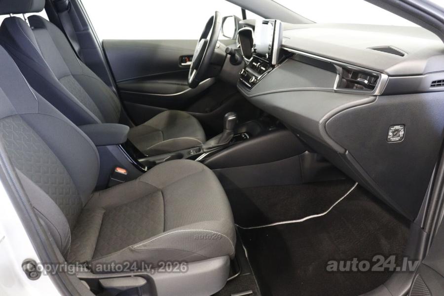 Pelēks Toyota Corolla 2019 Tallina, ar dzinēja tilpumu 1.80 L un nobraukumu 133 tūkst. km par 16500 €, foto 7 vietnē AUTOMOTO.COM.LV