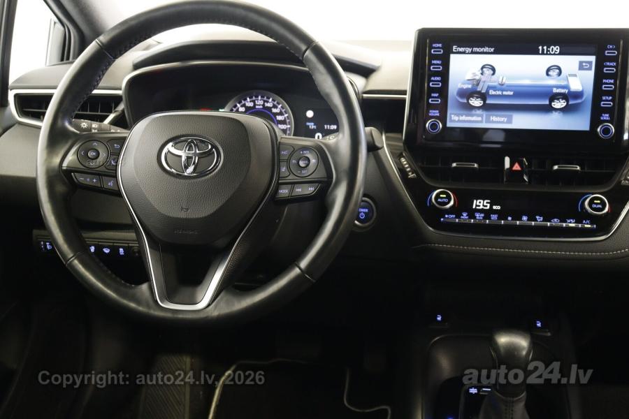 Pelēks Toyota Corolla 2019 Tallina, ar dzinēja tilpumu 1.80 L un nobraukumu 133 tūkst. km par 16500 €, foto 10 vietnē AUTOMOTO.COM.LV