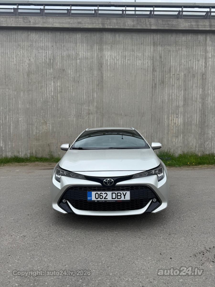 Grey Toyota Corolla 2019 in Tallinn, with an engine capacity of 1.20 L and mileage of 0 thousand km for 14000 €, photo 3 on AUTOMOTO.COM.LV
