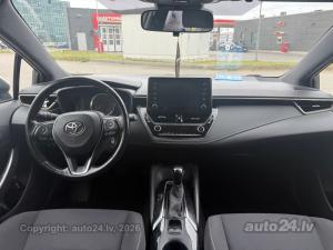 Grey Toyota Corolla 2019 in Tallinn, with an engine capacity of 1.20 L and mileage of 0 thousand km for 14000 €, photo 6 on AUTOMOTO.COM.LV