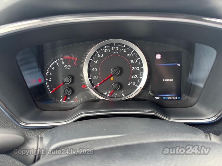 Grey Toyota Corolla 2019 in Tallinn, with an engine capacity of 1.20 L and mileage of 110 thousand km for 13500 €, photo 6 on AUTOMOTO.COM.LV