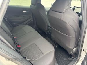 Grey Toyota Corolla 2019 in Tallinn, with an engine capacity of 1.20 L and mileage of 131 thousand km for 10800 €, photo 9 on AUTOMOTO.COM.LV
