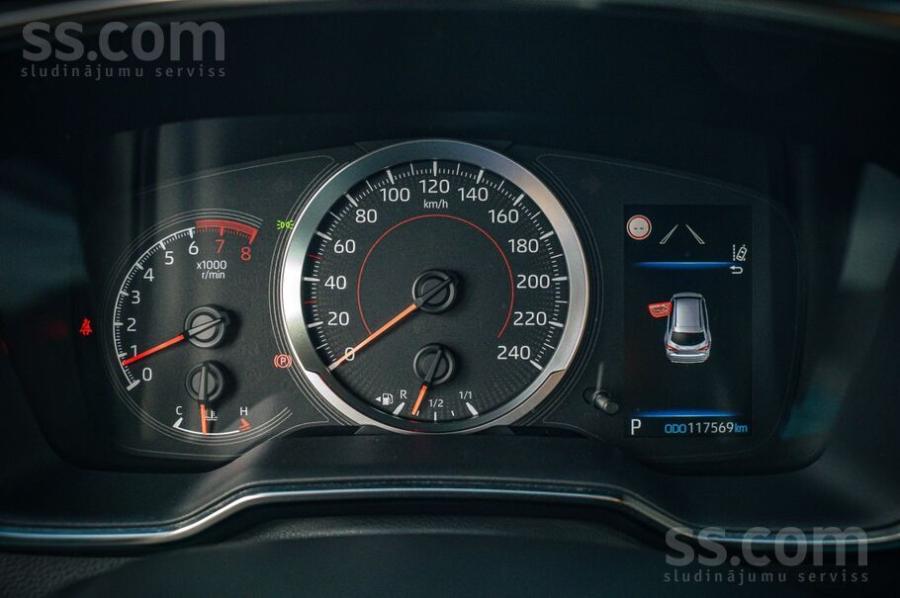 Grey Toyota Corolla 2019 in Riga, with an engine capacity of 1.20 L and mileage of 0 thousand km for 12990 €, photo 13 on AUTOMOTO.COM.LV