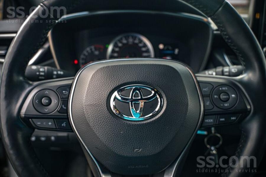 Grey Toyota Corolla 2019 in Riga, with an engine capacity of 1.20 L and mileage of 0 thousand km for 12990 €, photo 14 on AUTOMOTO.COM.LV