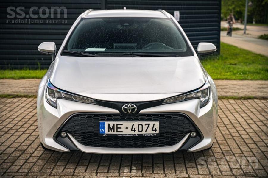 Pelēks Toyota Corolla 2019 Rīga, ar dzinēja tilpumu 1.20 L un nobraukumu 118 tūkst. km par 12990 €, foto 3 vietnē AUTOMOTO.COM.LV
