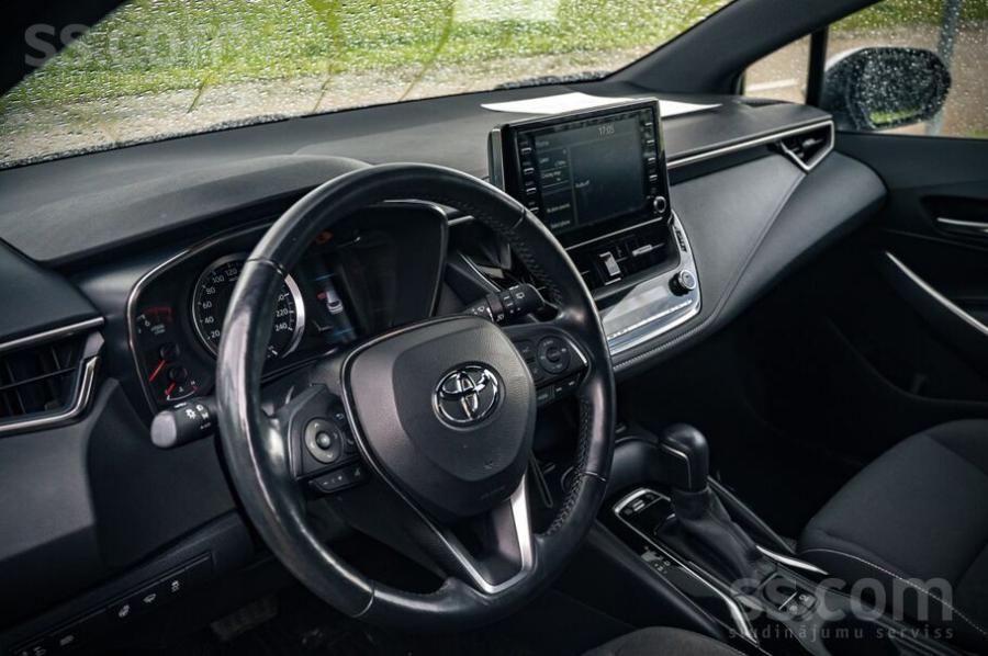 Pelēks Toyota Corolla 2019 Rīga, ar dzinēja tilpumu 1.20 L un nobraukumu 118 tūkst. km par 12990 €, foto 12 vietnē AUTOMOTO.COM.LV