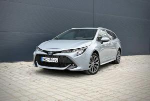 Grey Toyota Corolla 2019 in Riga, with an engine capacity of 2.00 L and mileage of 148 thousand km for 16495 €, photo  on AUTOMOTO.COM.LV
