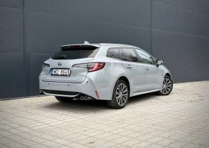 Pelēks Toyota Corolla 2019 Rīga, ar dzinēja tilpumu 2.00 L un nobraukumu 148 tūkst. km par 16495 €, foto 7 vietnē AUTOMOTO.COM.LV