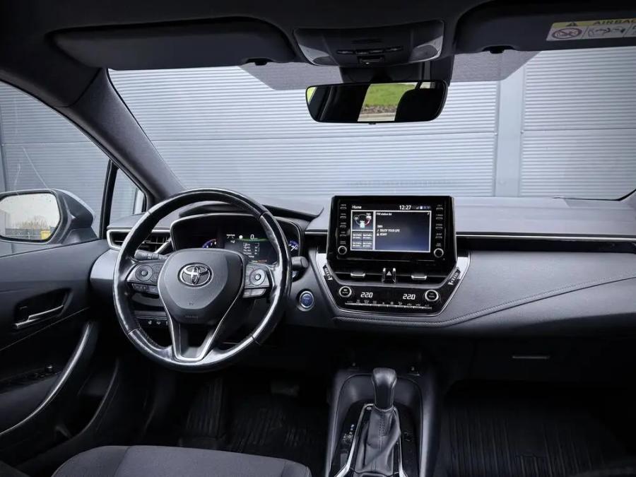 Pelēks Toyota Corolla 2019 Rīga, ar dzinēja tilpumu 2.00 L un nobraukumu 148 tūkst. km par 16495 €, foto 8 vietnē AUTOMOTO.COM.LV