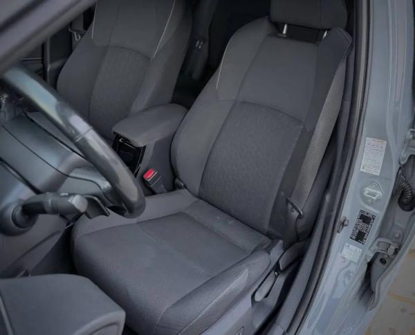 Grey Toyota Corolla 2019 in Riga, with an engine capacity of 2.00 L and mileage of 148 thousand km for 16495 €, photo 8 on AUTOMOTO.COM.LV