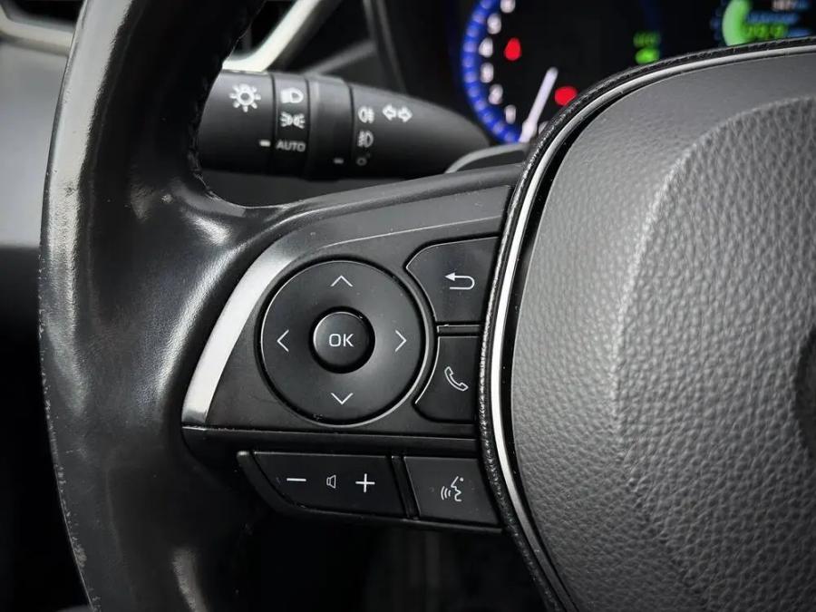 Pelēks Toyota Corolla 2019 Rīga, ar dzinēja tilpumu 2.00 L un nobraukumu 148 tūkst. km par 16495 €, foto 11 vietnē AUTOMOTO.COM.LV