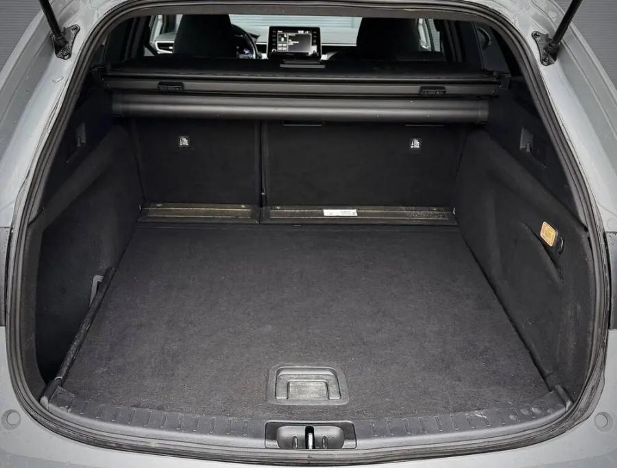 Pelēks Toyota Corolla 2019 Rīga, ar dzinēja tilpumu 2.00 L un nobraukumu 148 tūkst. km par 16495 €, foto 20 vietnē AUTOMOTO.COM.LV