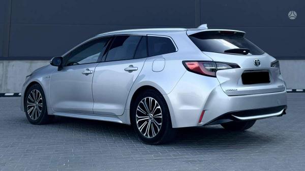 Pelēks Toyota Corolla 2019 Šauļi, ar dzinēja tilpumu 1.99 L un nobraukumu 88 tūkst. km par 17200 €, foto 7 vietnē AUTOMOTO.COM.LV