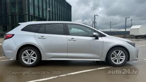 Grey Toyota Corolla 2019 in Tallinn, with an engine capacity of 1.20 L and mileage of 80 thousand km for 15000 €, photo 5 on AUTOMOTO.COM.LV