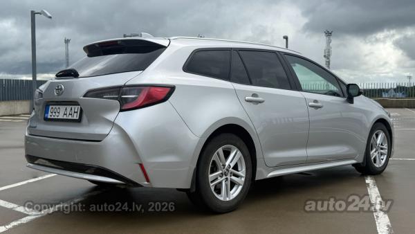 Grey Toyota Corolla 2019 in Tallinn, with an engine capacity of 1.20 L and mileage of 80 thousand km for 15000 €, photo 5 on AUTOMOTO.COM.LV