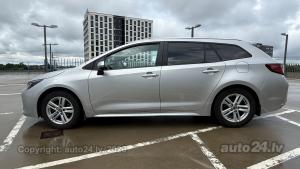 Grey Toyota Corolla 2019 in Tallinn, with an engine capacity of 1.20 L and mileage of 80 thousand km for 15000 €, photo 8 on AUTOMOTO.COM.LV
