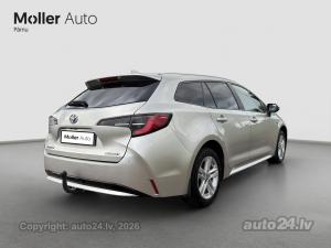 Pelēks Toyota Corolla 2019 Pērnava, ar dzinēja tilpumu 1.80 L un nobraukumu 146 tūkst. km par 15900 €, foto 3 vietnē AUTOMOTO.COM.LV