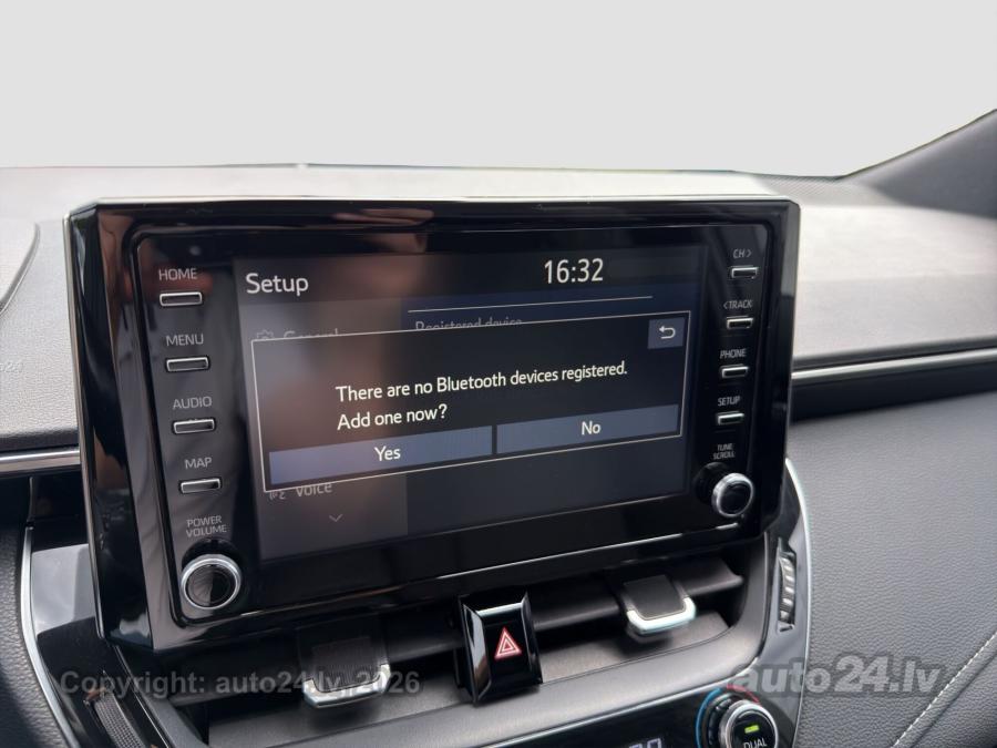 Pelēks Toyota Corolla 2019 Pērnava, ar dzinēja tilpumu 1.80 L un nobraukumu 146 tūkst. km par 15900 €, foto 10 vietnē AUTOMOTO.COM.LV