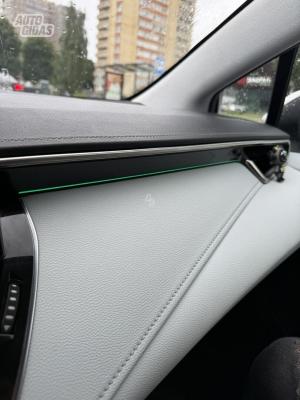 Grey Toyota Corolla 2019 in Kaunas, with an engine capacity of 1.80 L and mileage of 205 thousand km for 13000 €, photo 5 on AUTOMOTO.COM.LV