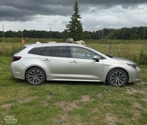 Grey Toyota Corolla 2019 in Kaunas, with an engine capacity of 1.80 L and mileage of 205 thousand km for 13000 €, photo 6 on AUTOMOTO.COM.LV