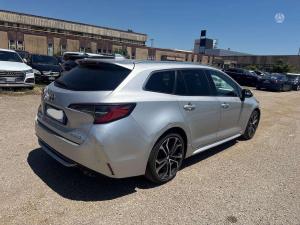 Grey Toyota Corolla 2019 in Siauliai, with an engine capacity of 1.99 L and mileage of 265 thousand km for 9900 €, photo 6 on AUTOMOTO.COM.LV