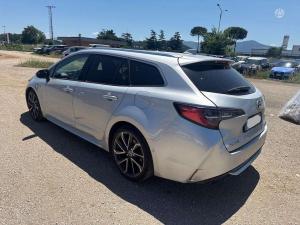 Grey Toyota Corolla 2019 in Siauliai, with an engine capacity of 1.99 L and mileage of 265 thousand km for 9900 €, photo 8 on AUTOMOTO.COM.LV