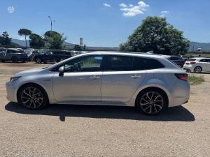 Grey Toyota Corolla 2019 in Siauliai, with an engine capacity of 1.99 L and mileage of 265 thousand km for 9900 €, photo 9 on AUTOMOTO.COM.LV