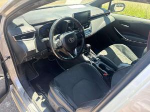 Grey Toyota Corolla 2019 in Siauliai, with an engine capacity of 1.99 L and mileage of 265 thousand km for 9900 €, photo 12 on AUTOMOTO.COM.LV
