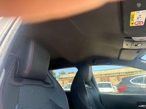 Grey Toyota Corolla 2019 in Siauliai, with an engine capacity of 1.99 L and mileage of 265 thousand km for 9900 €, photo 18 on AUTOMOTO.COM.LV