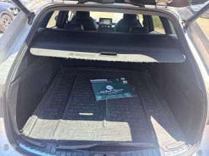 Grey Toyota Corolla 2019 in Siauliai, with an engine capacity of 1.99 L and mileage of 265 thousand km for 9900 €, photo 21 on AUTOMOTO.COM.LV