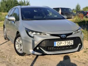 Grey Toyota Corolla 2019 in Riga, with an engine capacity of 1.80 L and mileage of 203 thousand km for 14995 €, photo  on AUTOMOTO.COM.LV