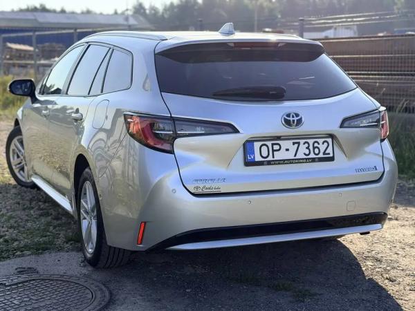 Pelēks Toyota Corolla 2019 Rīga, ar dzinēja tilpumu 1.80 L un nobraukumu 203 tūkst. km par 14995 €, foto 2 vietnē AUTOMOTO.COM.LV