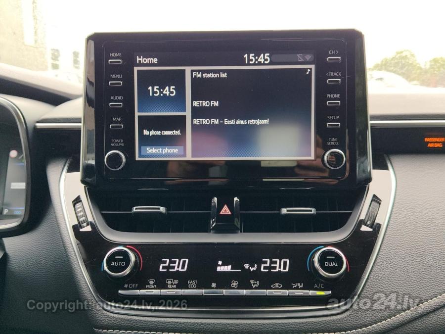 Pelēks Toyota Corolla 2019 Tallina, ar dzinēja tilpumu 1.20 L un nobraukumu 64 tūkst. km par 16895 €, foto 15 vietnē AUTOMOTO.COM.LV