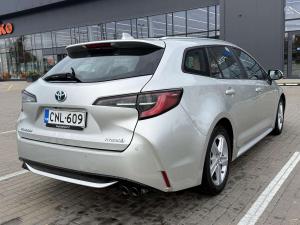 Pelēks Toyota Corolla 2019 Šauļi, ar dzinēja tilpumu 1.99 L un nobraukumu 354 tūkst. km par 10100 €, foto 4 vietnē AUTOMOTO.COM.LV