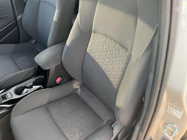 Grey Toyota Corolla 2019 in Marijampole, with an engine capacity of 1.80 L and mileage of 209 thousand km for 13900 €, photo 10 on AUTOMOTO.COM.LV