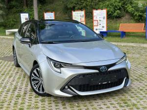 Grey Toyota Corolla 2019 in Kaunas, with an engine capacity of 1.99 L and mileage of 199 thousand km for 16950 €, photo  on AUTOMOTO.COM.LV
