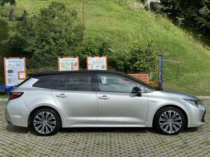 Grey Toyota Corolla 2019 in Kaunas, with an engine capacity of 1.99 L and mileage of 199 thousand km for 16950 €, photo 7 on AUTOMOTO.COM.LV